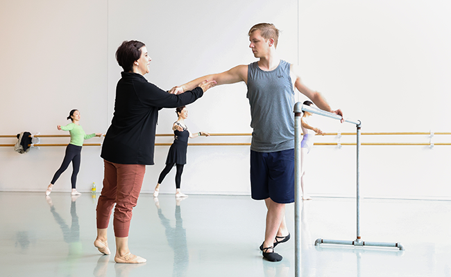 Houston Ballet | Introduction to Ballet Series II